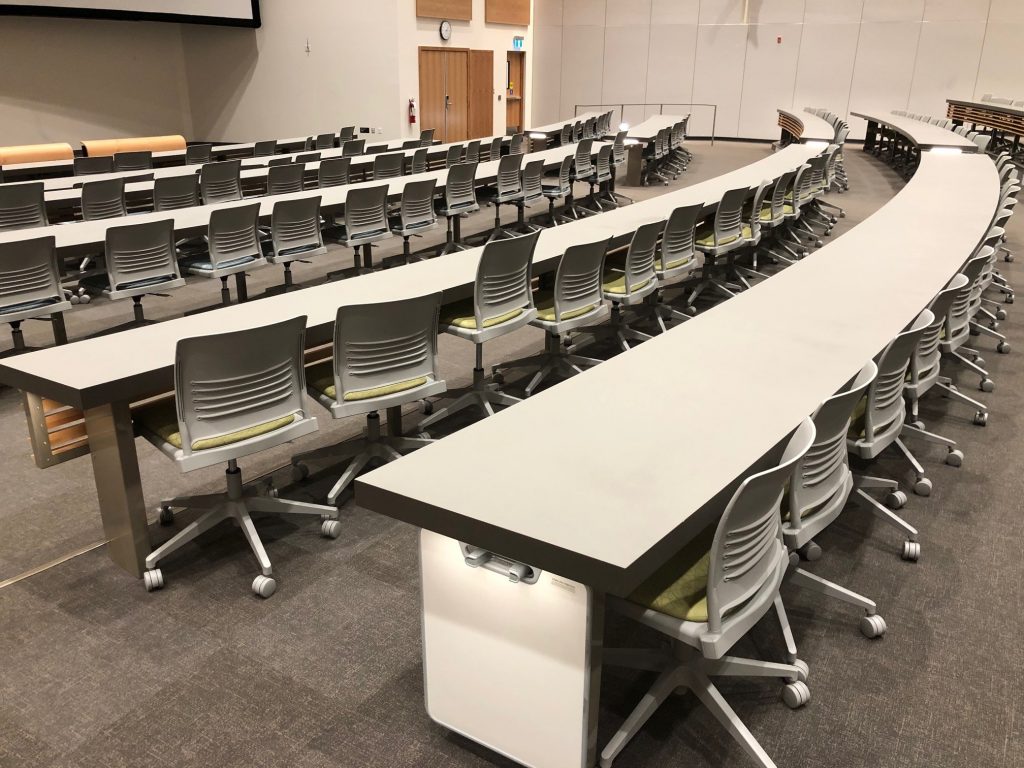 Anatomy of a 400-seat Active Learning Classroom – Science Edventures